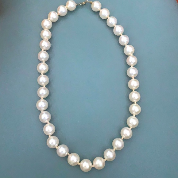 Jewelry | Vintage Caprilite Large Big Faux Pearl Necklace Light Cream ...